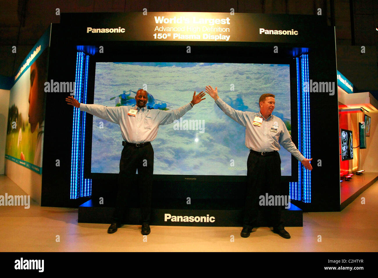 Panasonic's Enormous 150" Plasma TV Dwarfs All Competitors 2008 ...