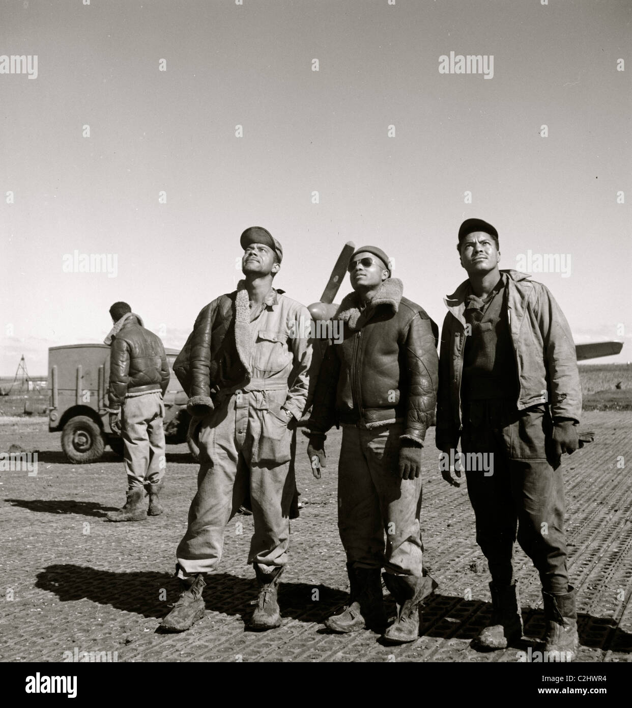 African american ground crew hi-res stock photography and images - Alamy