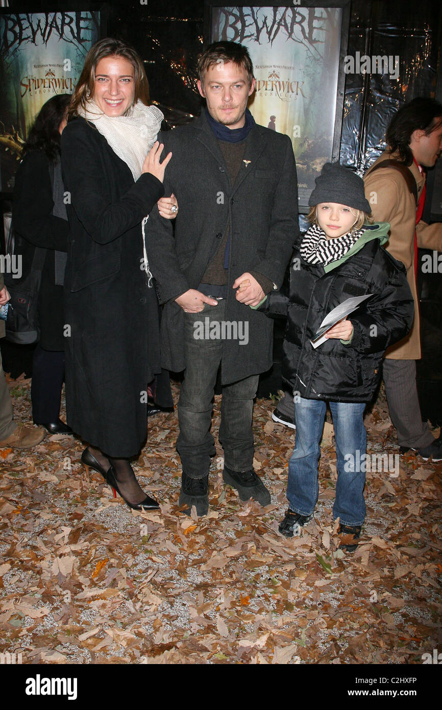 Rachel sheedy hi-res stock photography and images - Alamy