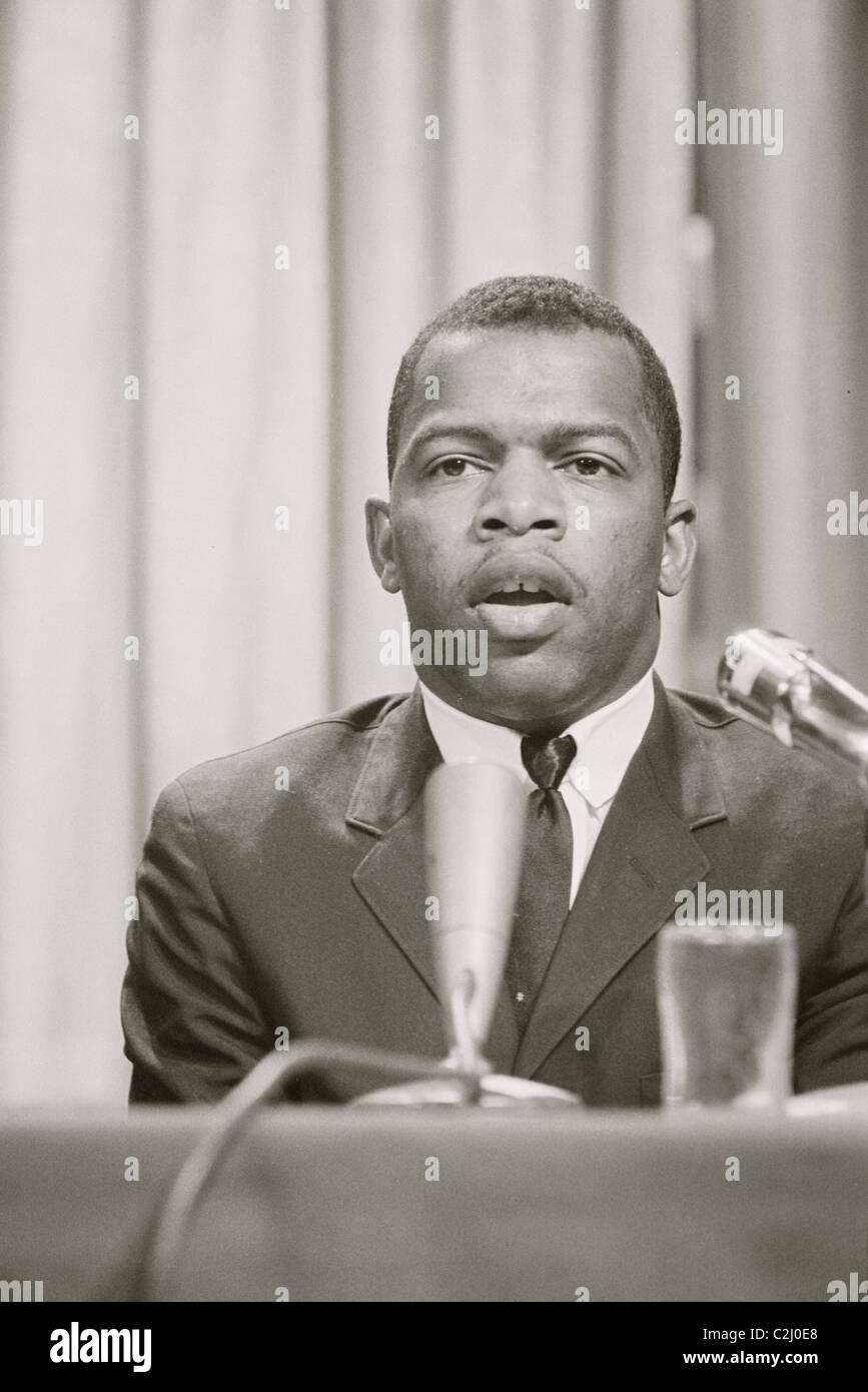 John lewis civil rights leader hi-res stock photography and images - Alamy