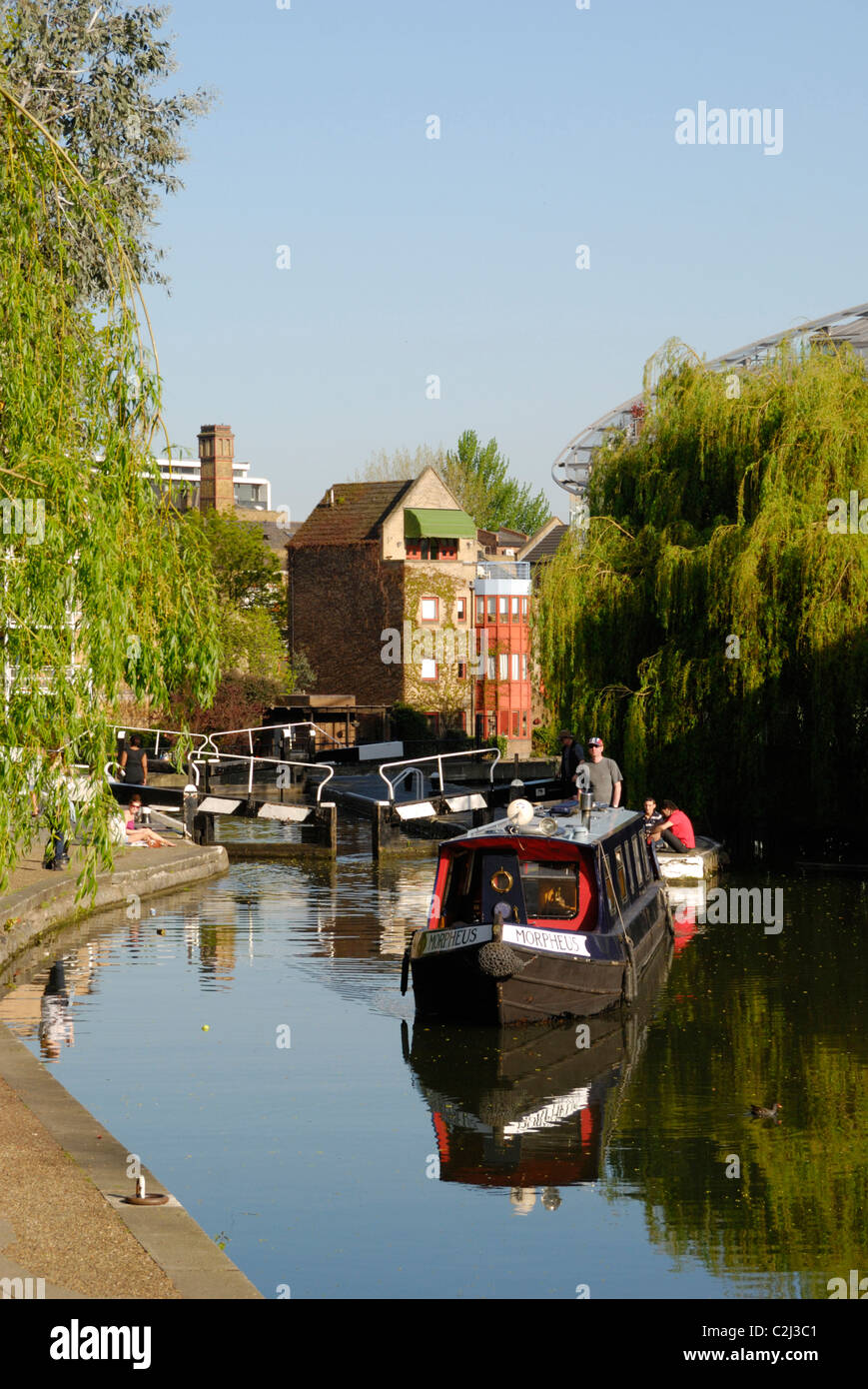 Narrowboat at Regents Canal City Road Lock, Islington, London, England ...