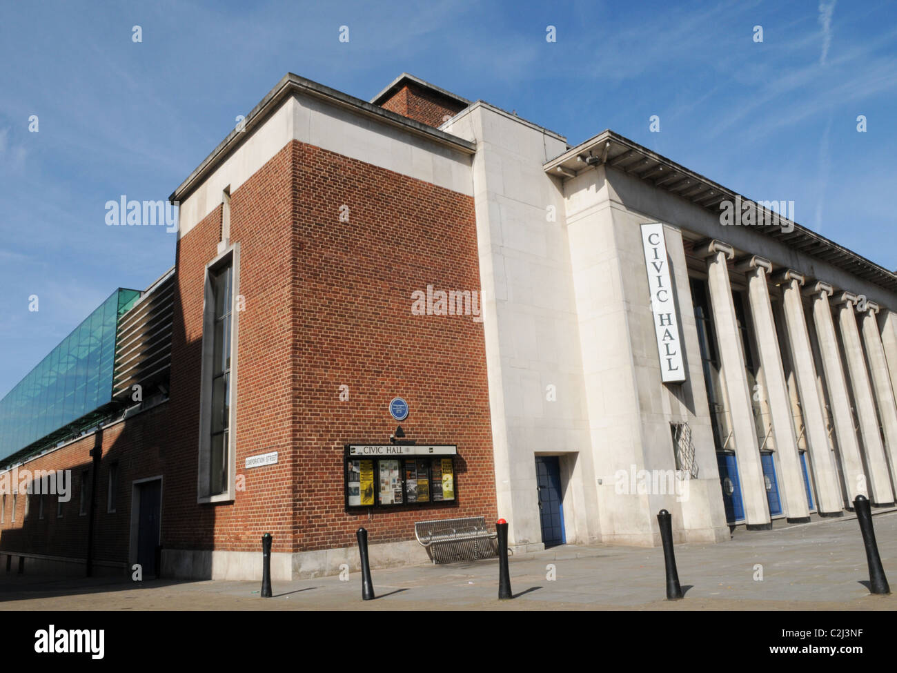 Compton city hall hi-res stock photography and images - Alamy