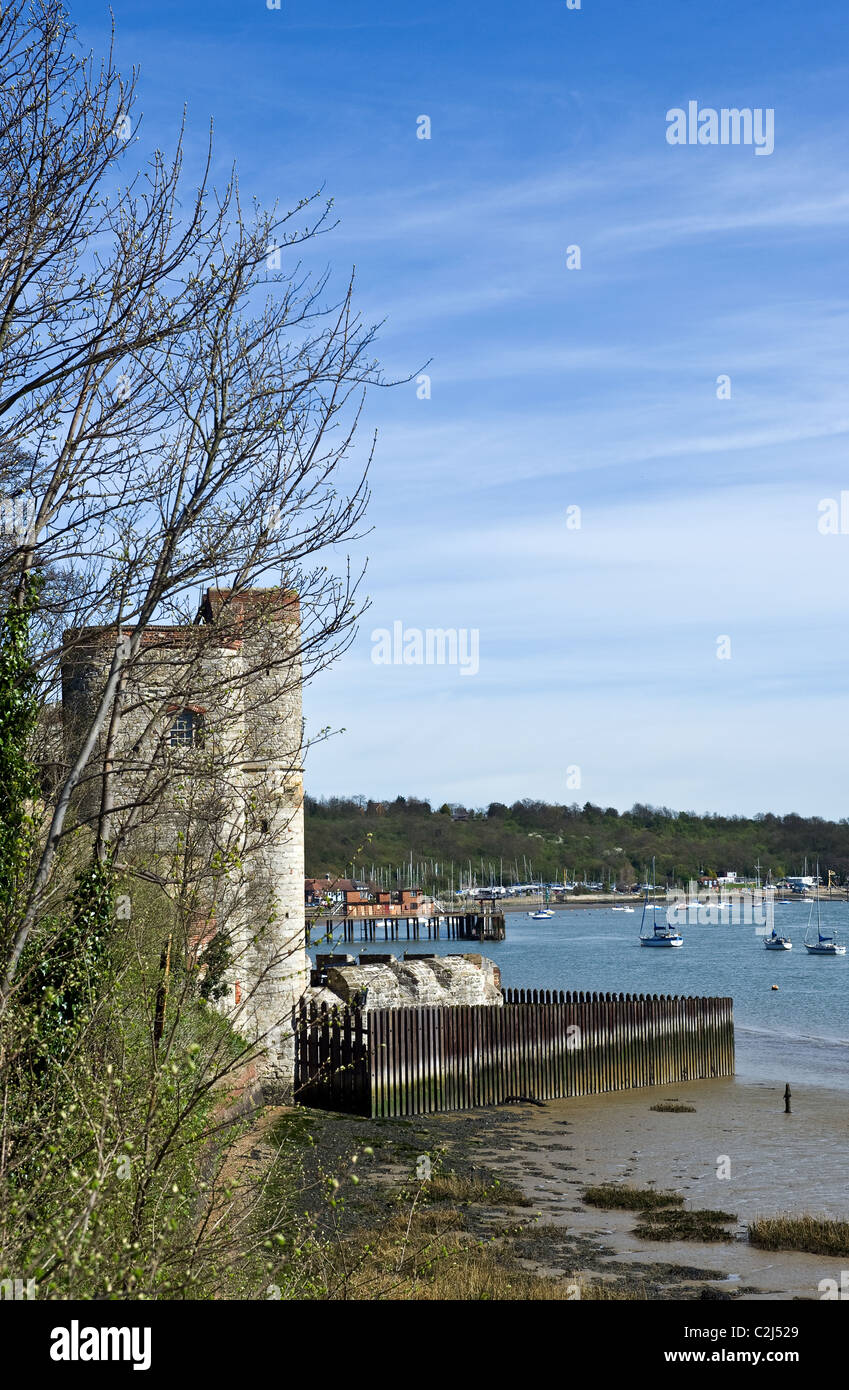 Upnor Castle on the Medway River Stock Photo - Alamy