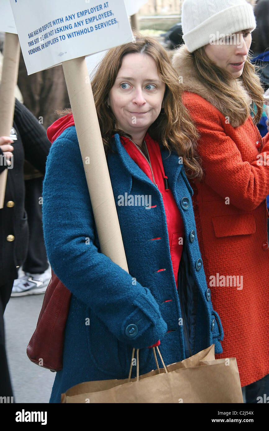 Rachel Dratch Celebrities help support striking WGA Writers outside ...