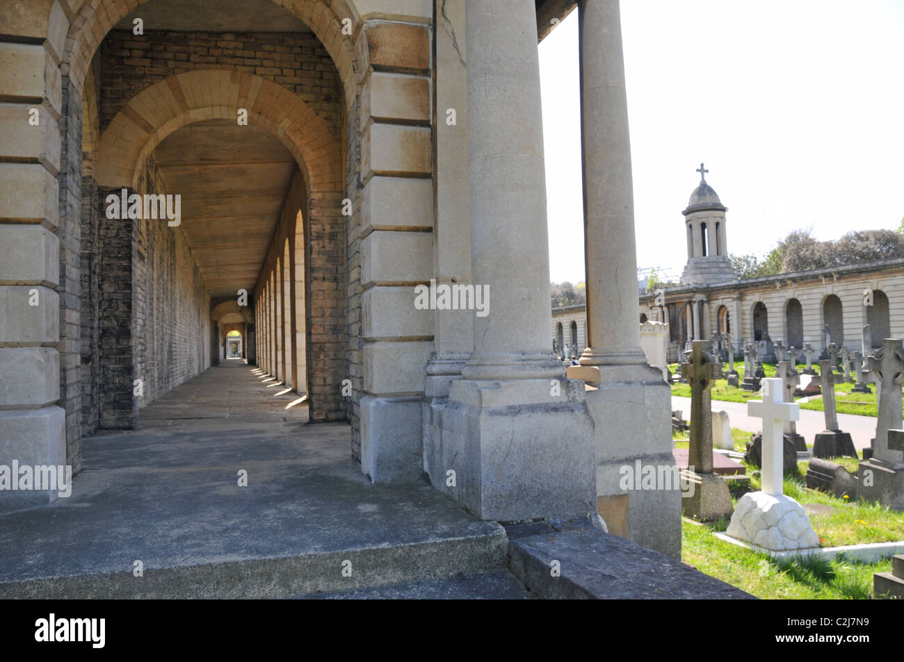 Brompton Cemetry Fulham Road Chelsea Victorian Graveyard burial tombs ...