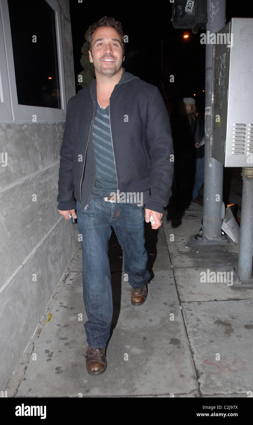 HBO's Entourage star Jeremy Piven outside the Villa Lounge in Hollywood ...