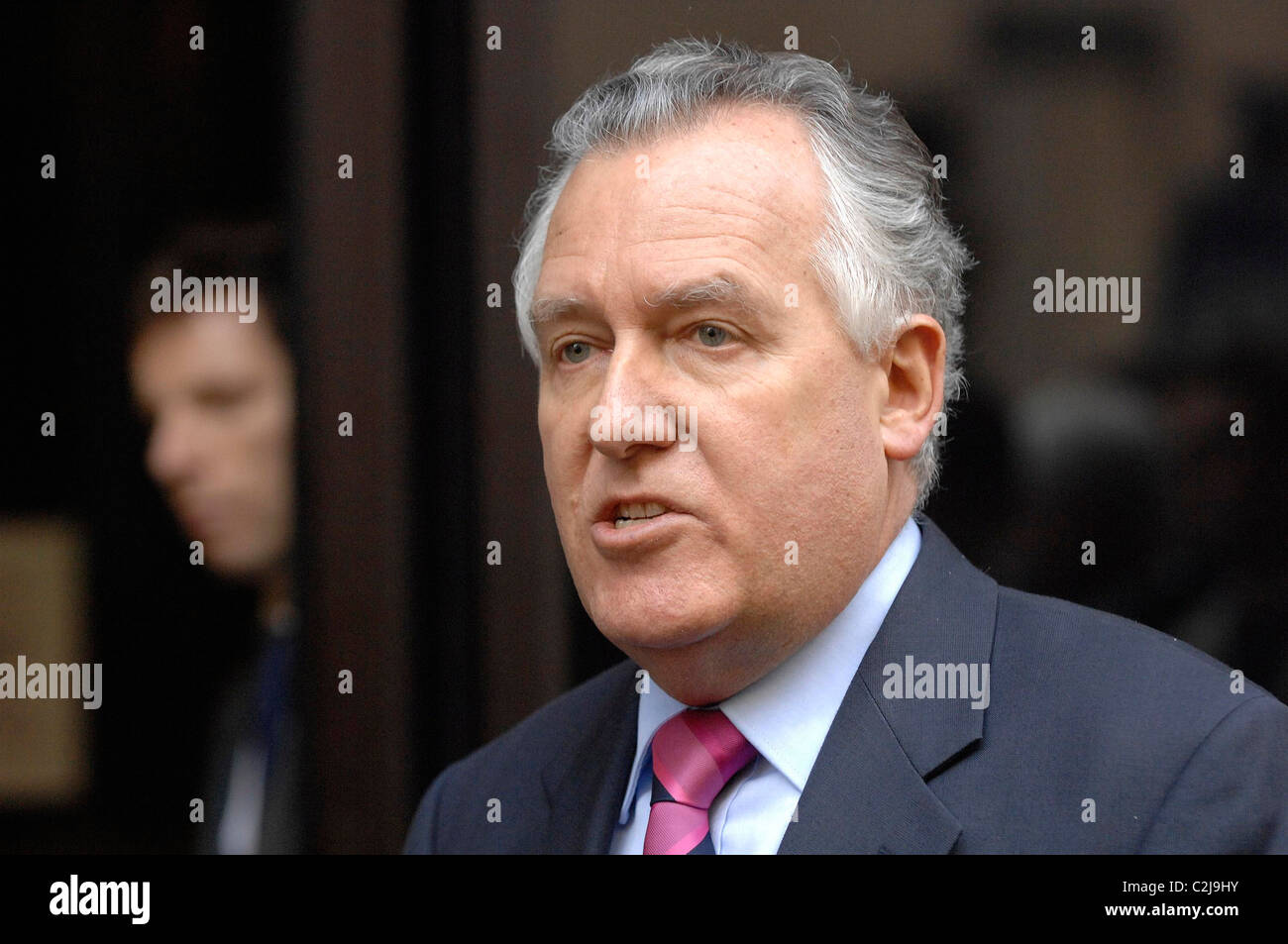 Peter Hain making a statement about his resignation at the Department ...