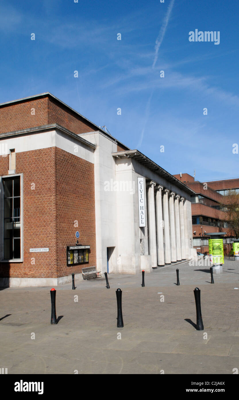 Wolverhampton Civic Hall Stock Photo - Alamy
