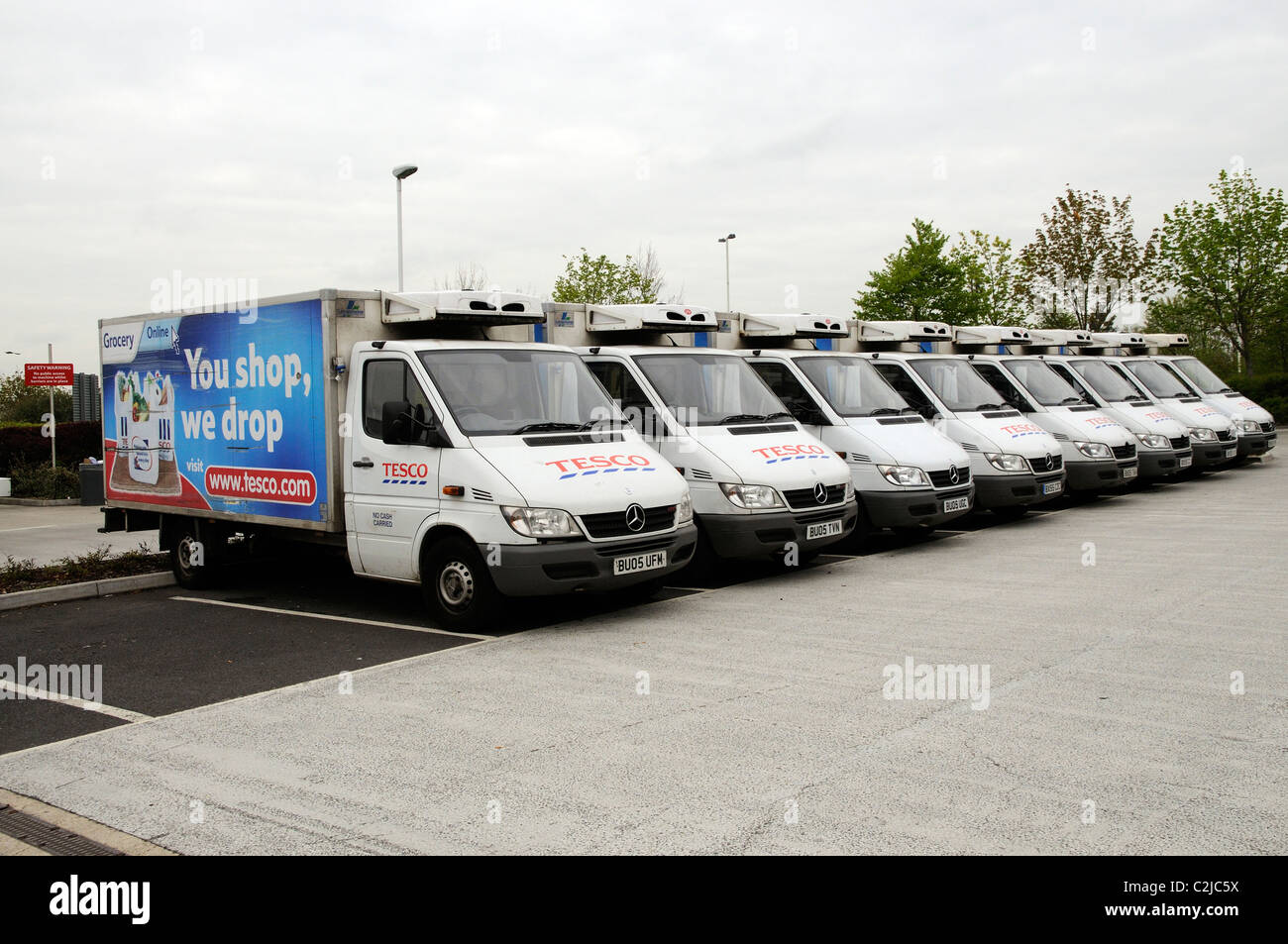 Tesco trucks hi-res stock photography and images - Alamy