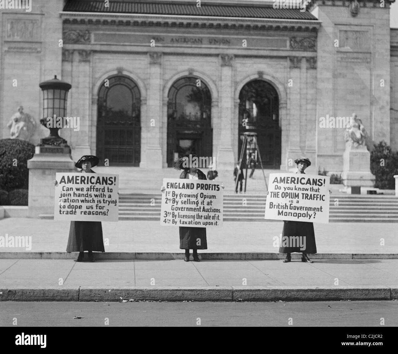 Dirigible hangar Black and White Stock Photos & Images - Alamy