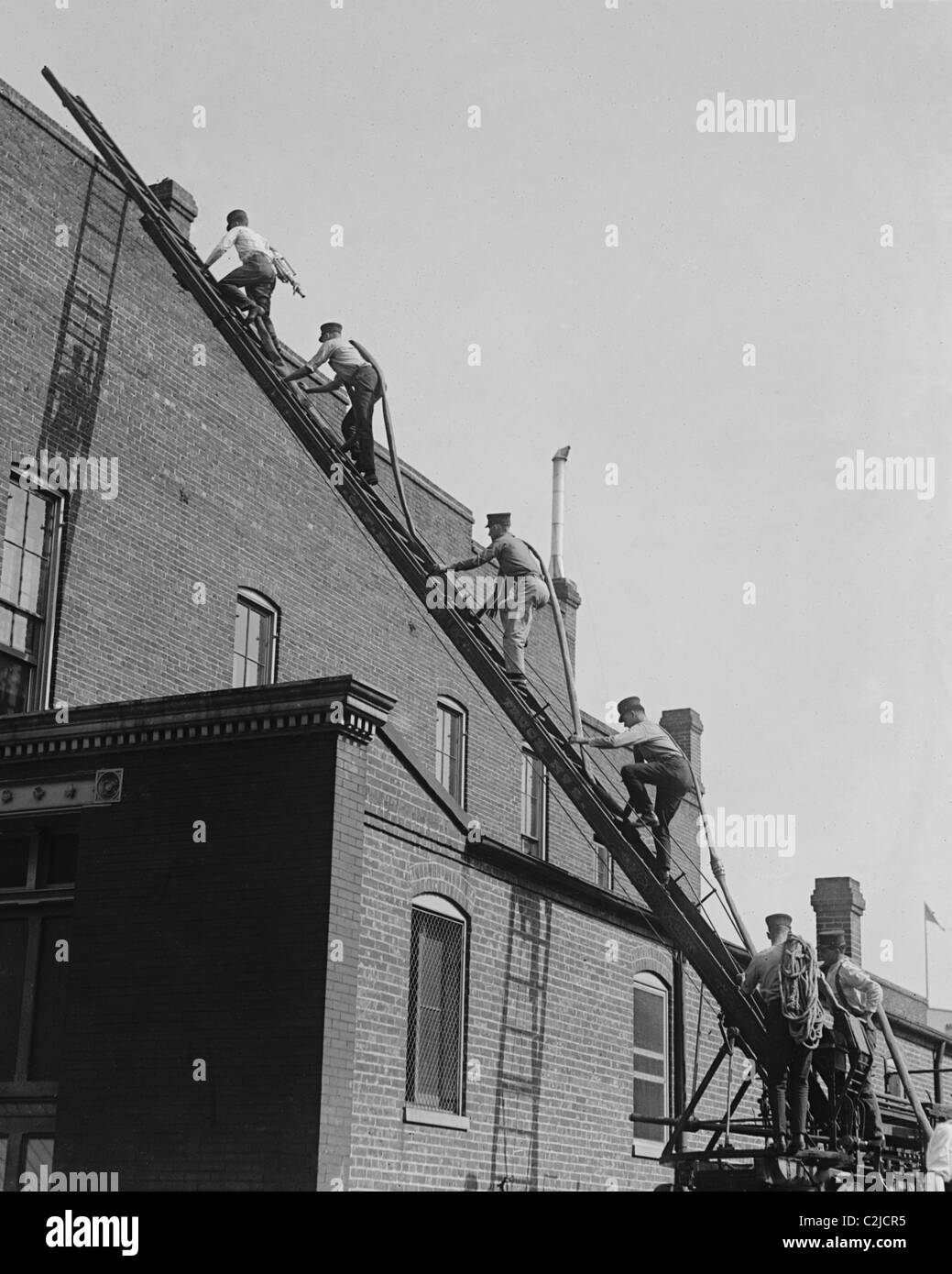 Bay carriage Black and White Stock Photos & Images - Alamy