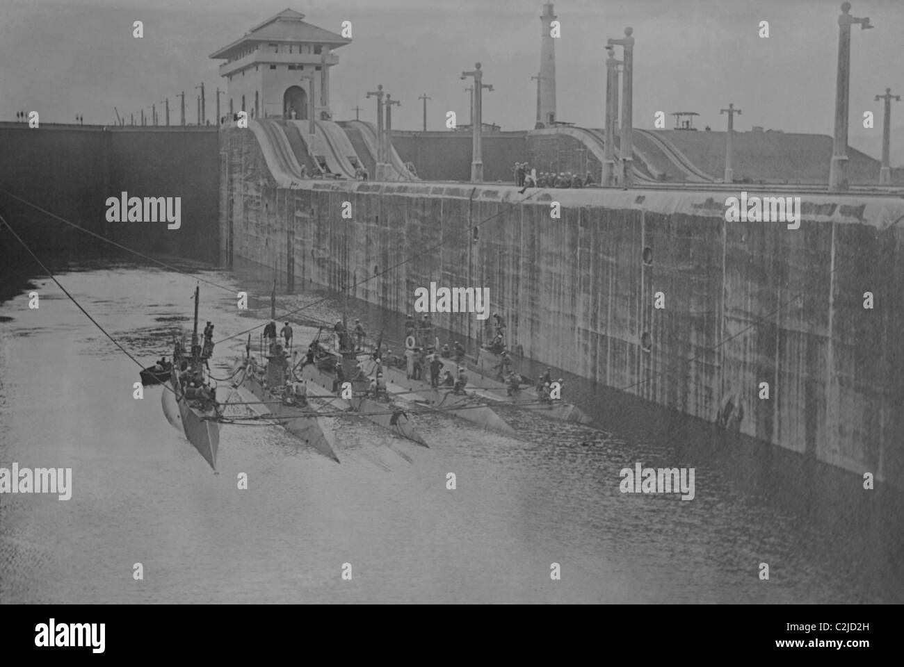 4 U.S. Navy Submarines in the Gatun Locks in the Panama Canal Stock ...