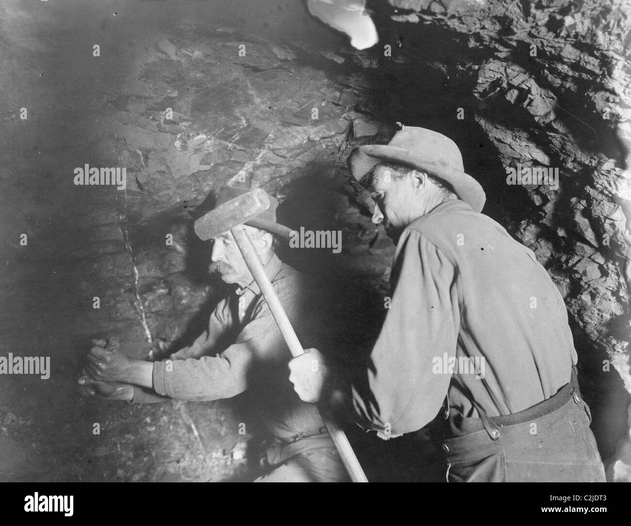 Coal shaft hi-res stock photography and images - Alamy