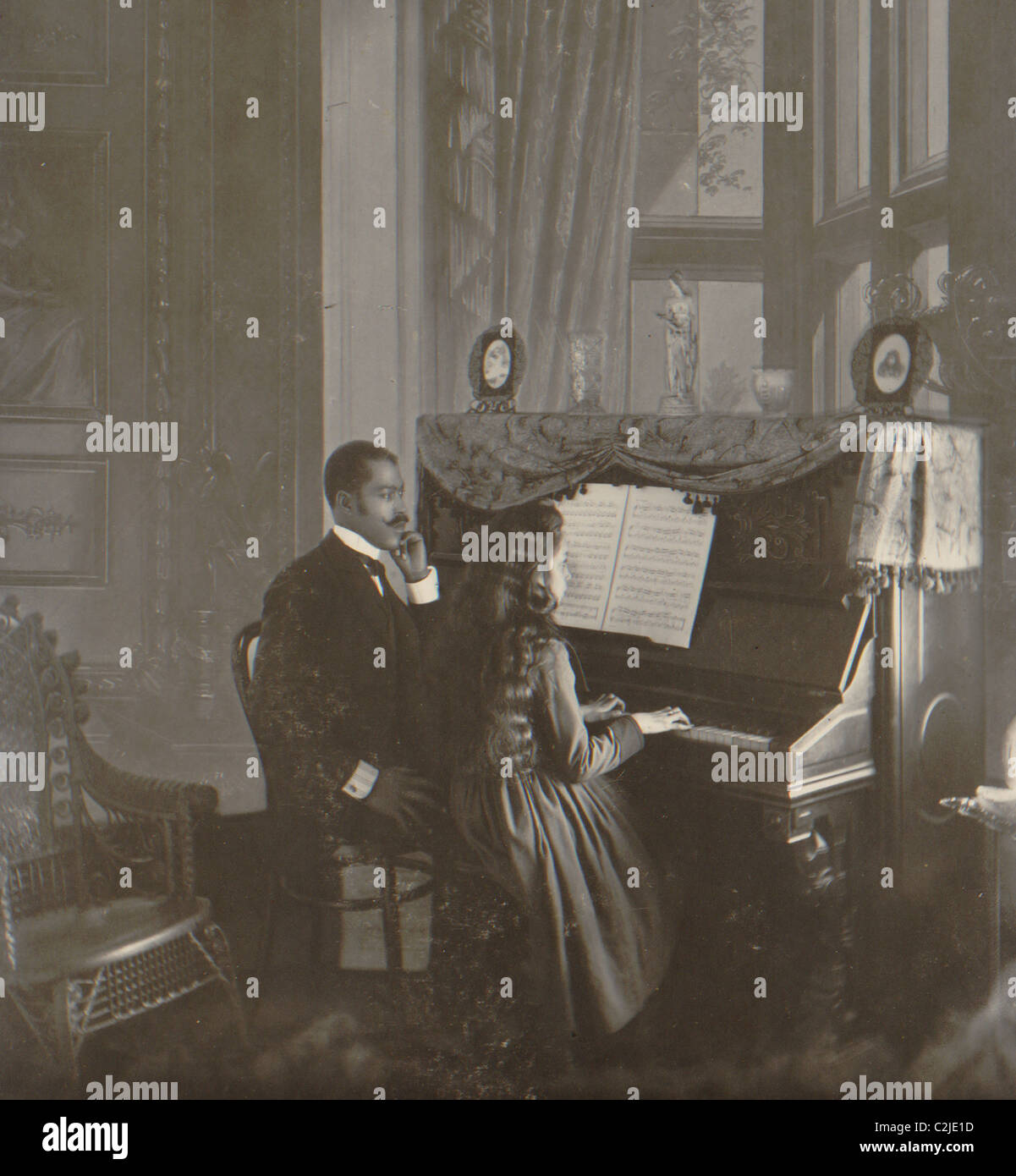 Piano lessons african american hi-res stock photography and images - Alamy
