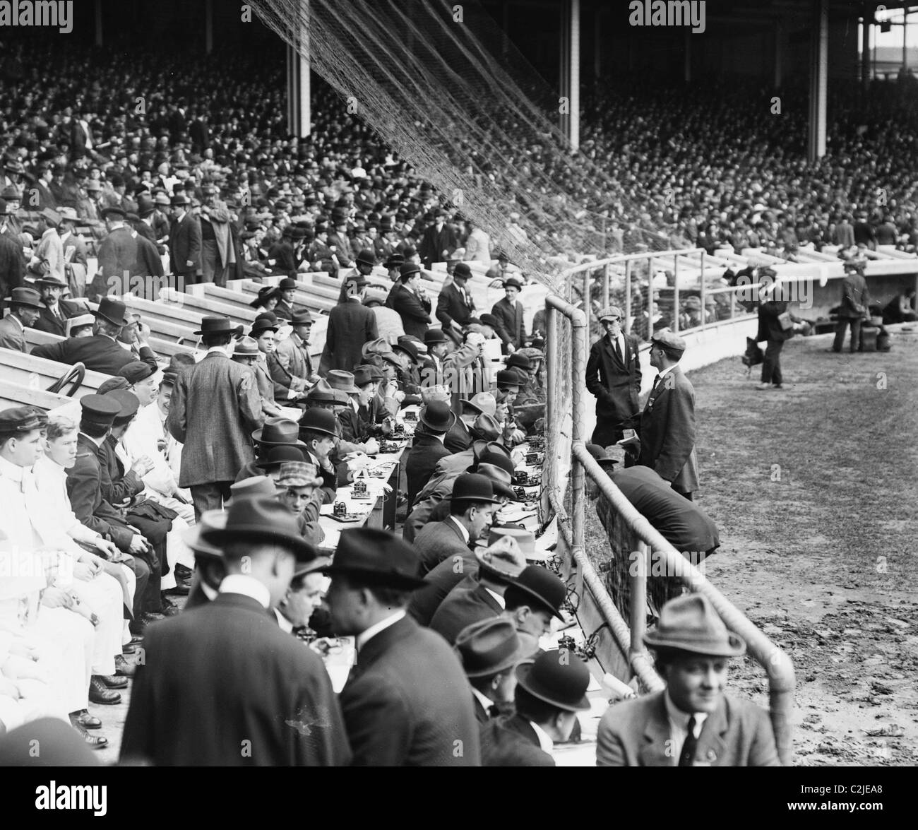 New york newspapers reporting hi-res stock photography and images - Alamy