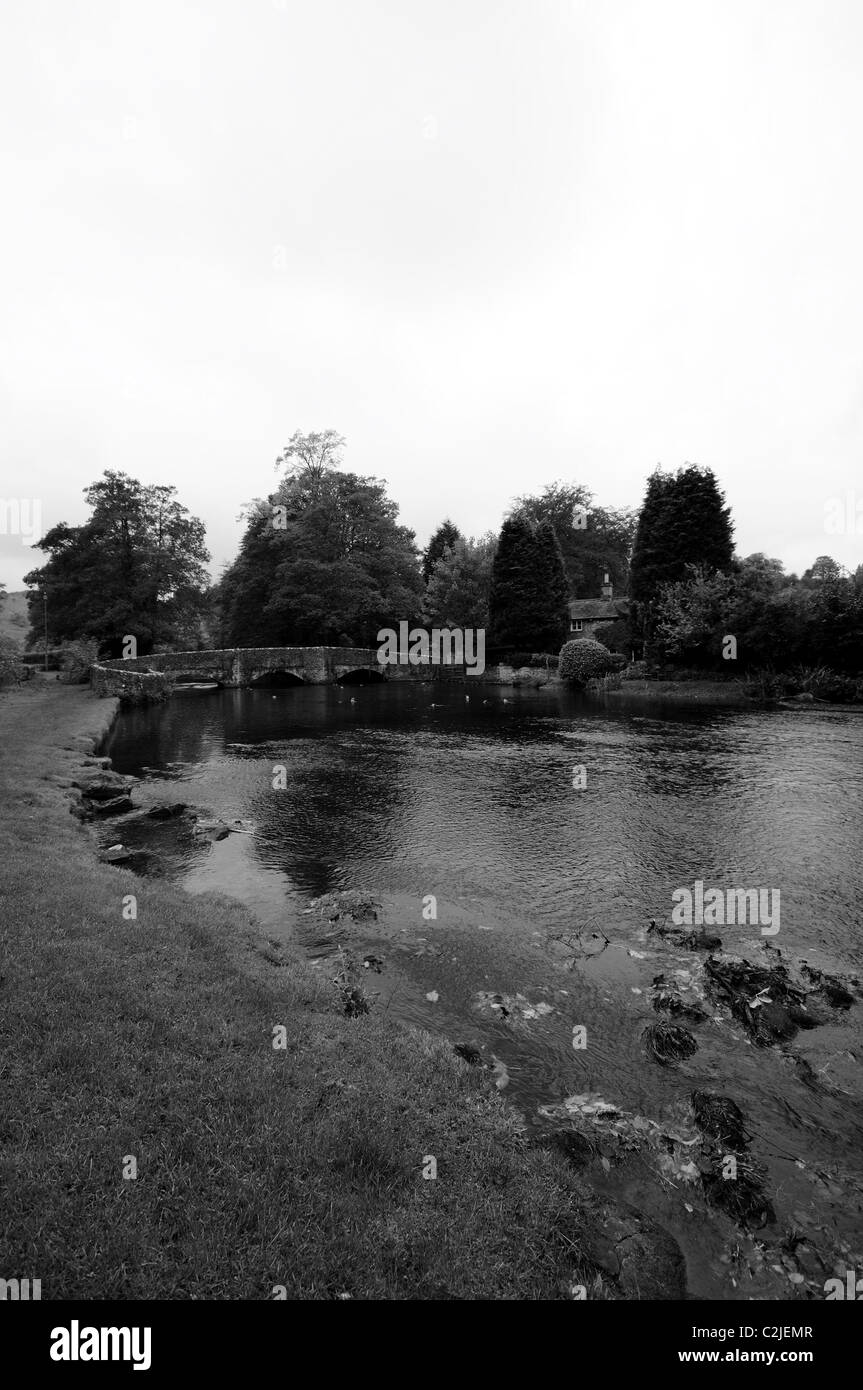 The Sheepwash Bridge at Ashford-in-the-Water - Peak District Stock ...