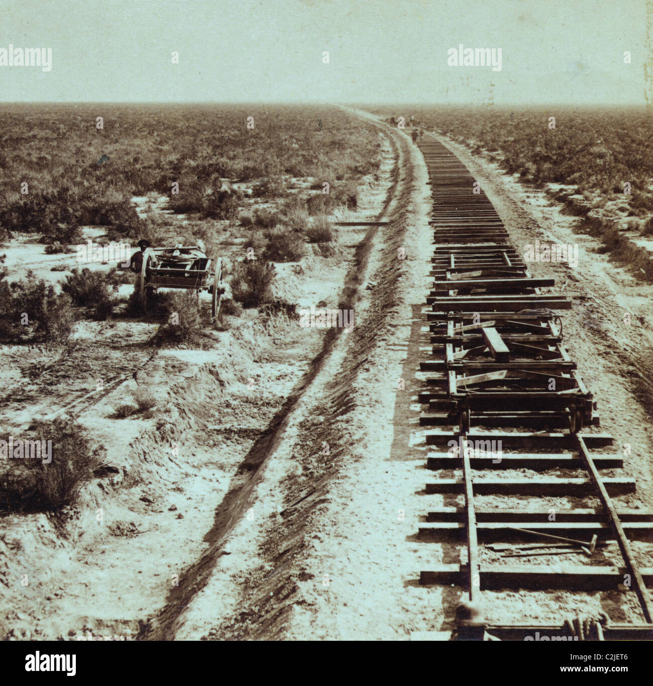 Iron railway sleepers hi-res stock photography and images - Alamy