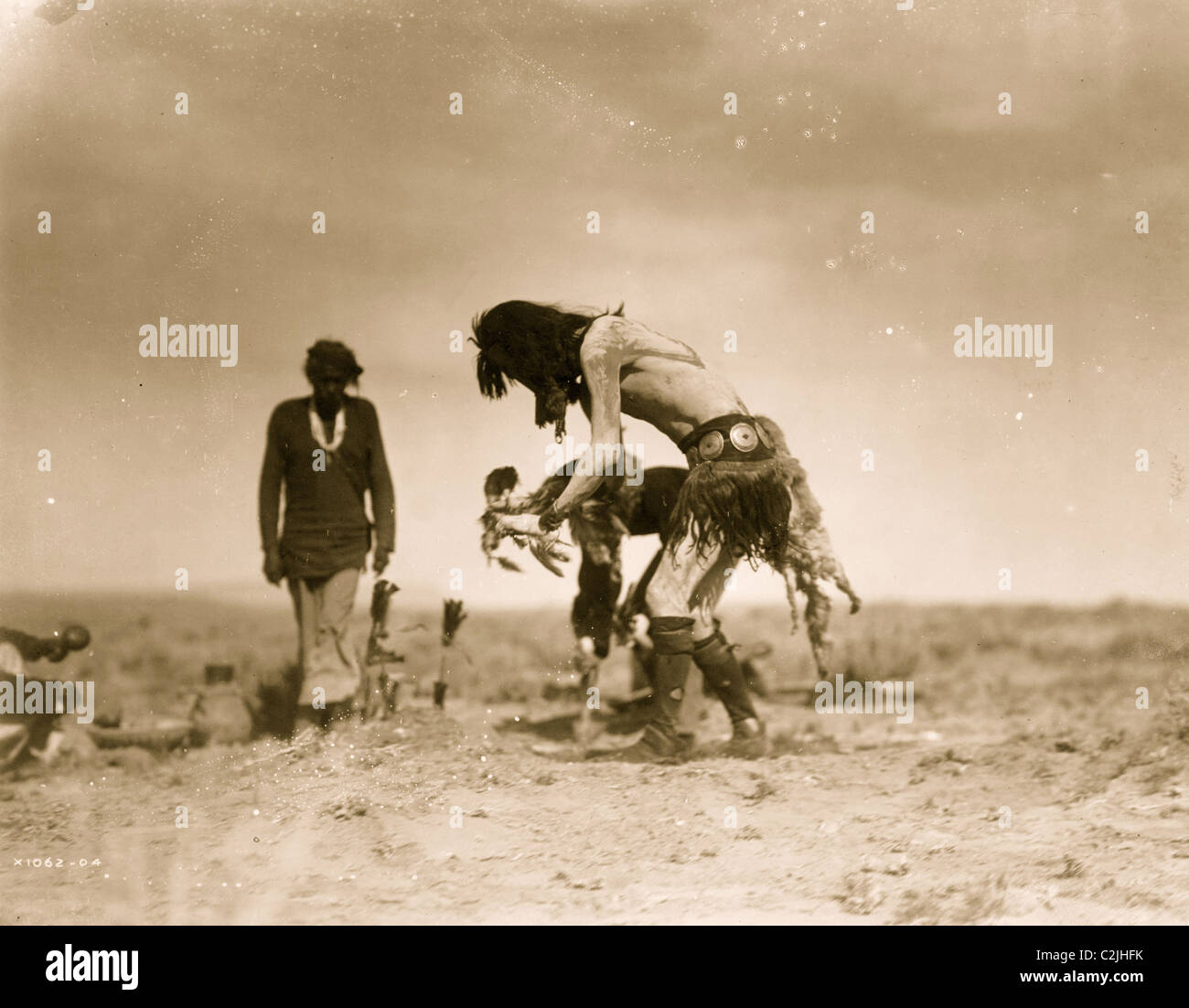 Indian sweat lodge hi-res stock photography and images - Alamy