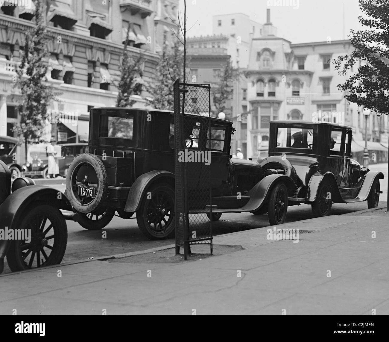 Sedan cars hi-res stock photography and images - Alamy
