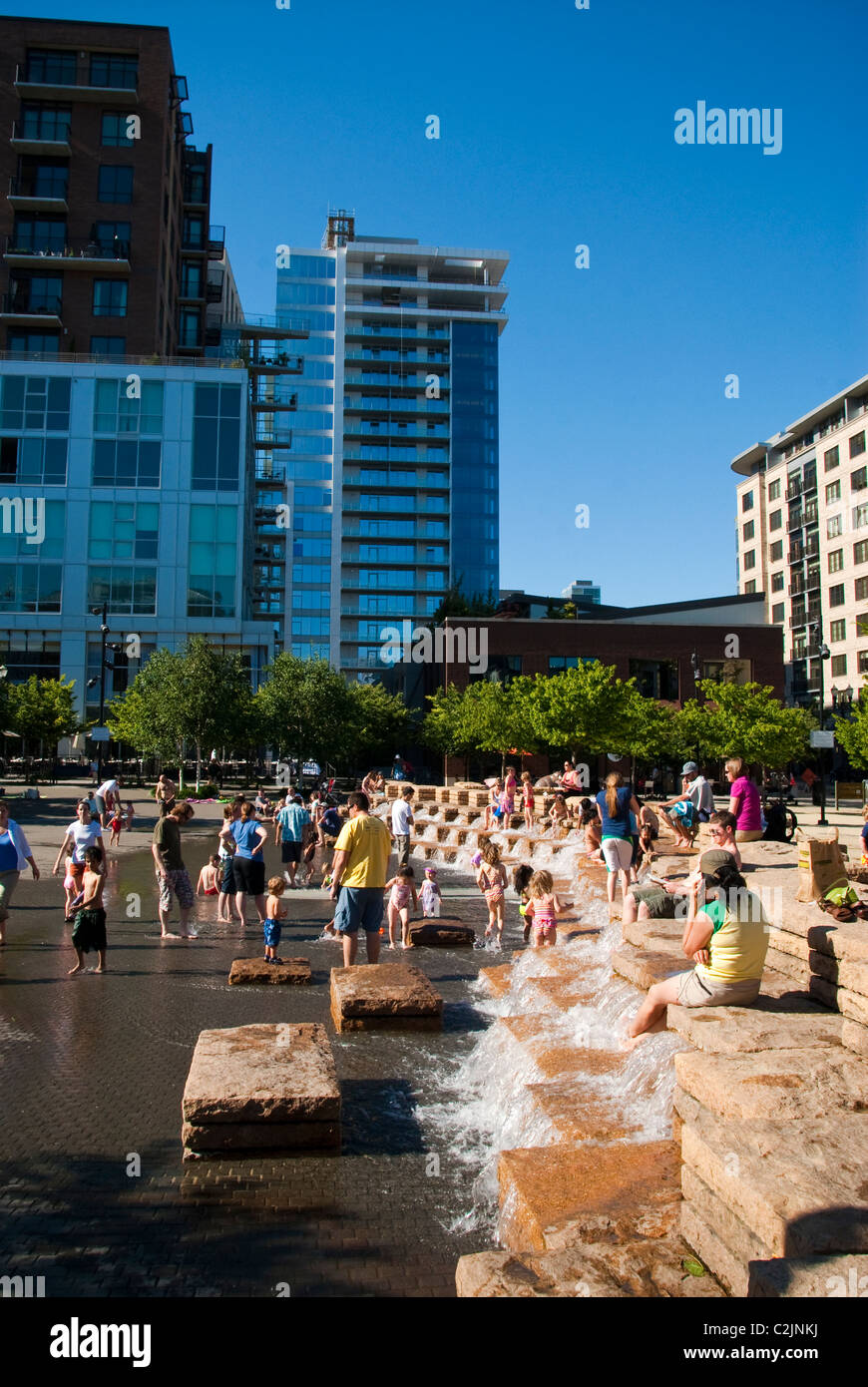 Portland oregon pearl district families fountains parks water city park ...