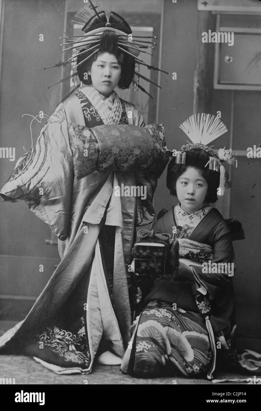 Geisha japan Black and White Stock Photos & Images - Alamy