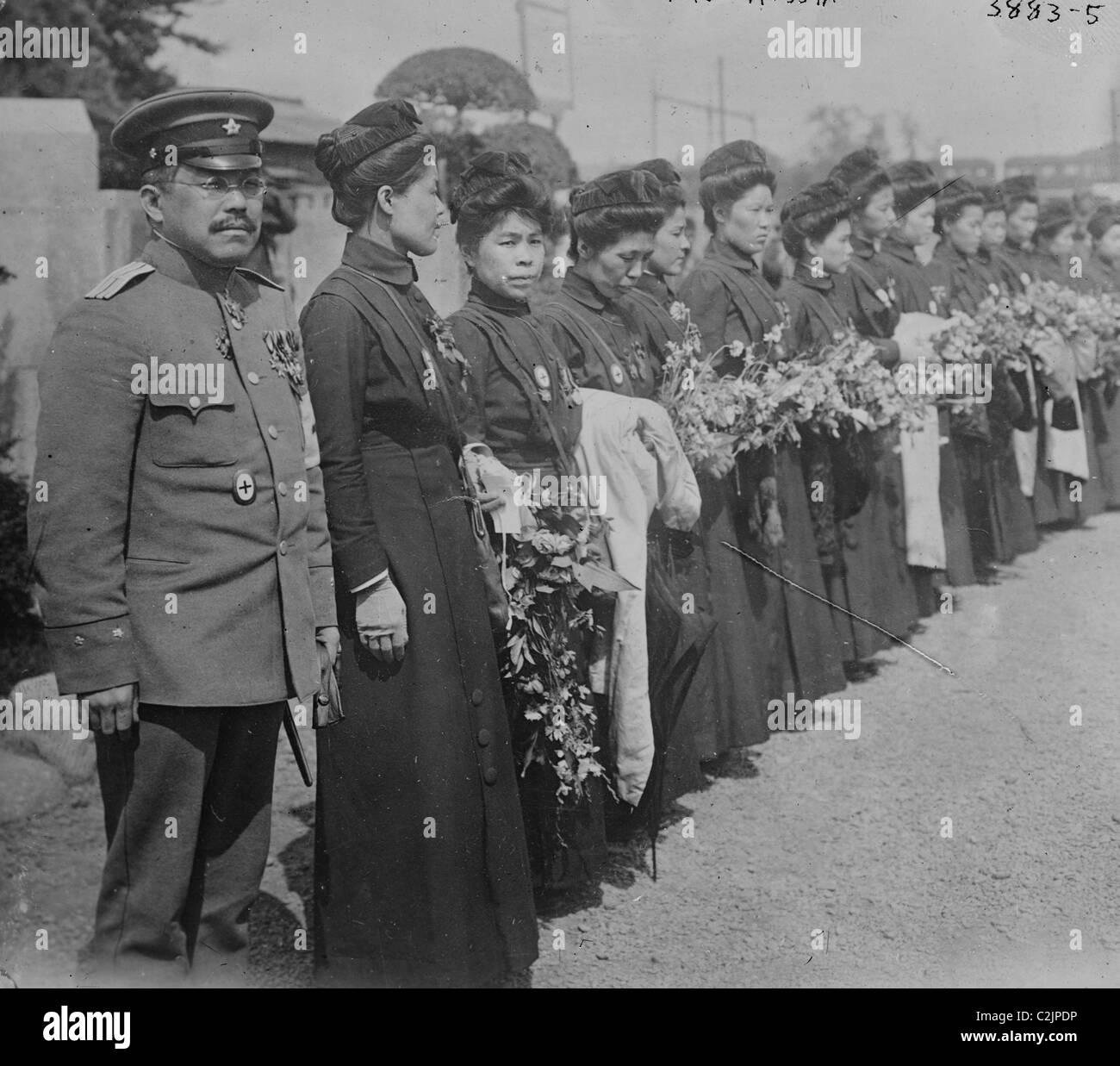 Japanese red cross hi-res stock photography and images - Alamy