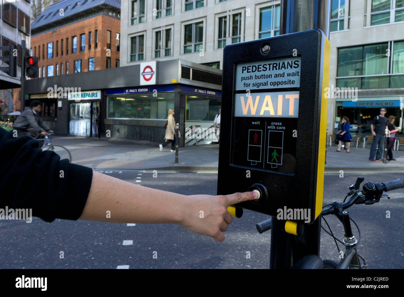Traffic Light Control Box Stock Photos & Traffic Light Control Box ...