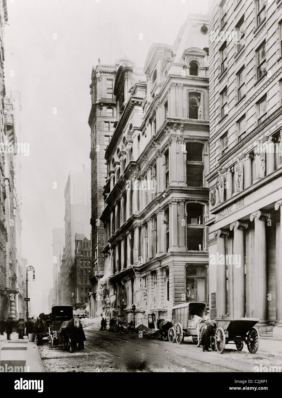 Equitable fire ruins, Broadway & Pine St. North Stock Photo - Alamy