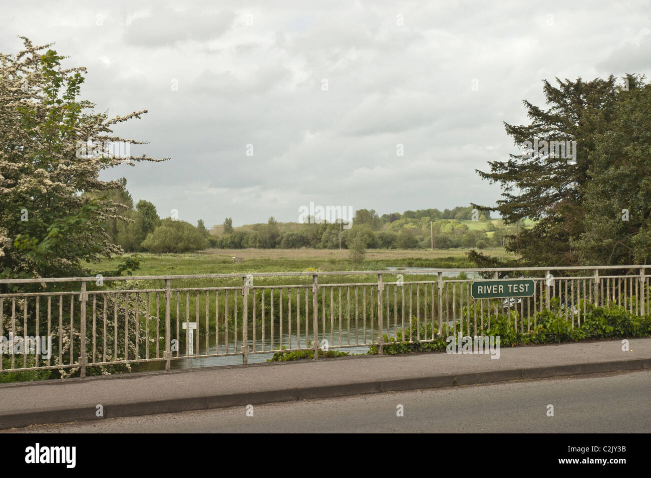 Test river stockbridge fishing hi-res stock photography and images - Alamy