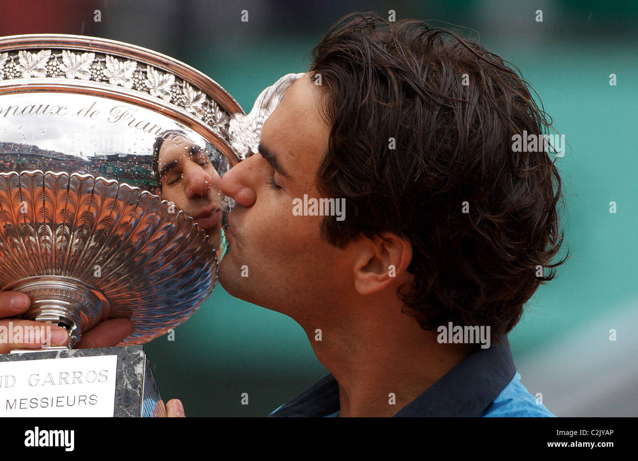 Roger federer french open trophy hi-res stock photography and images ...