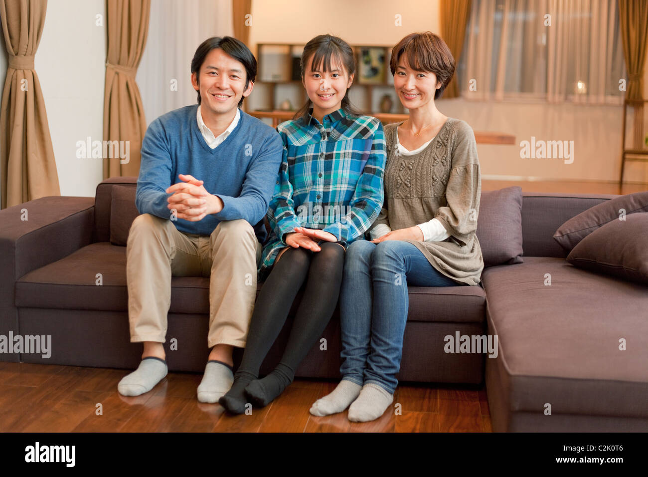 Japanese family hi-res stock photography and images - Alamy