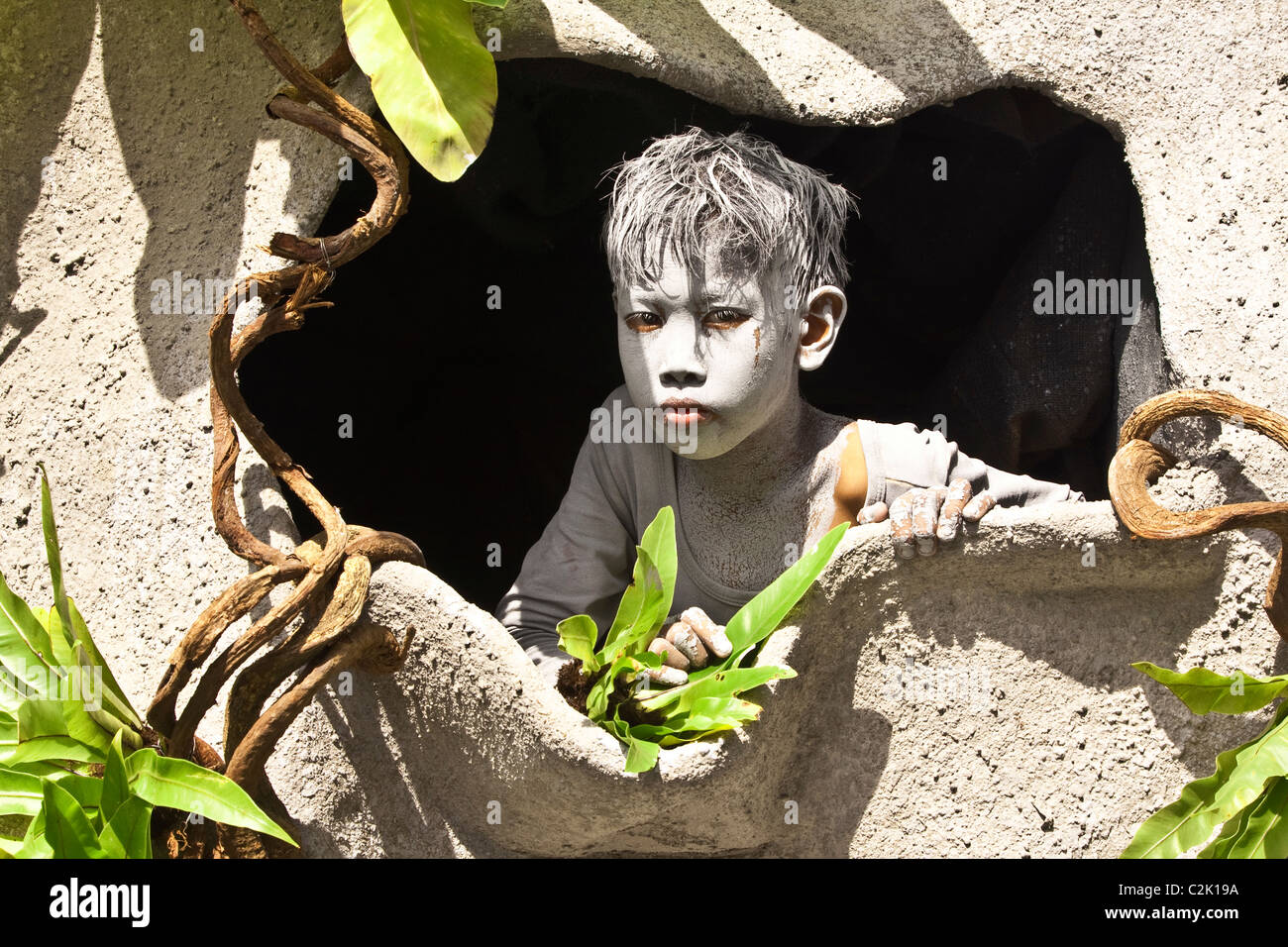 Boy street bored hi-res stock photography and images - Alamy
