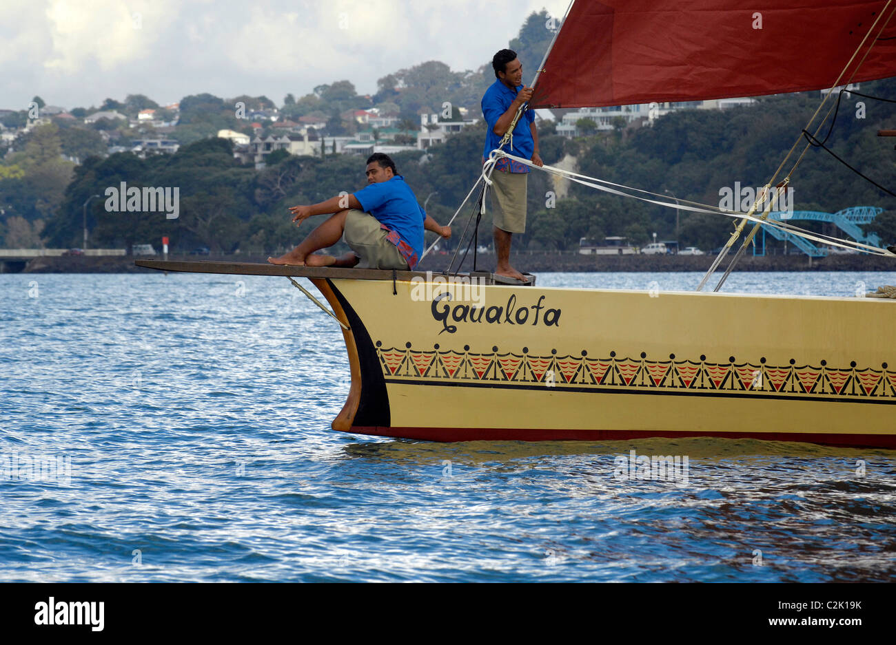 Maori waka hi-res stock photography and images - Alamy