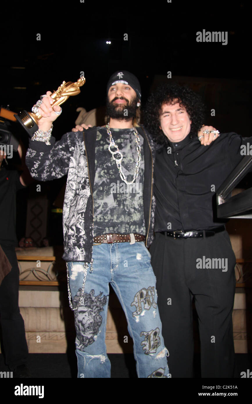 Criss angel magician hi-res stock photography and images - Alamy