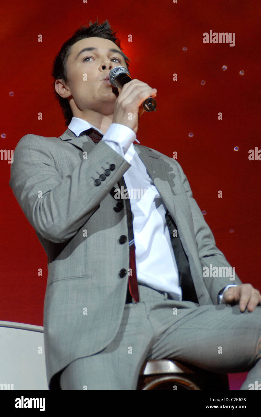 X Factor finalist, Leon Jackson performing at the 'X Factor Live' tour ...
