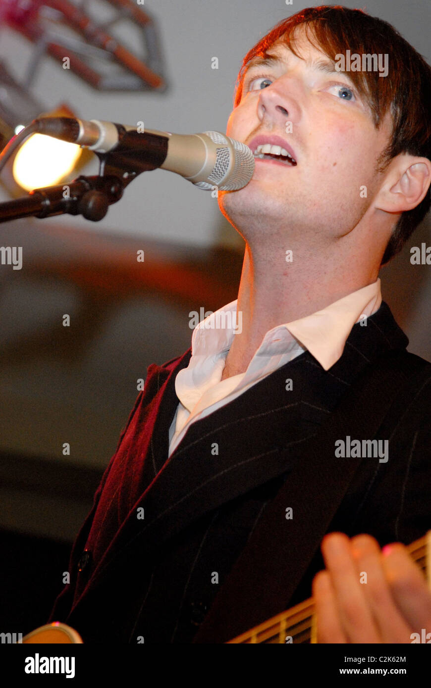 Dan Gillespie Sells The Feeling performing a small live set and signing ...