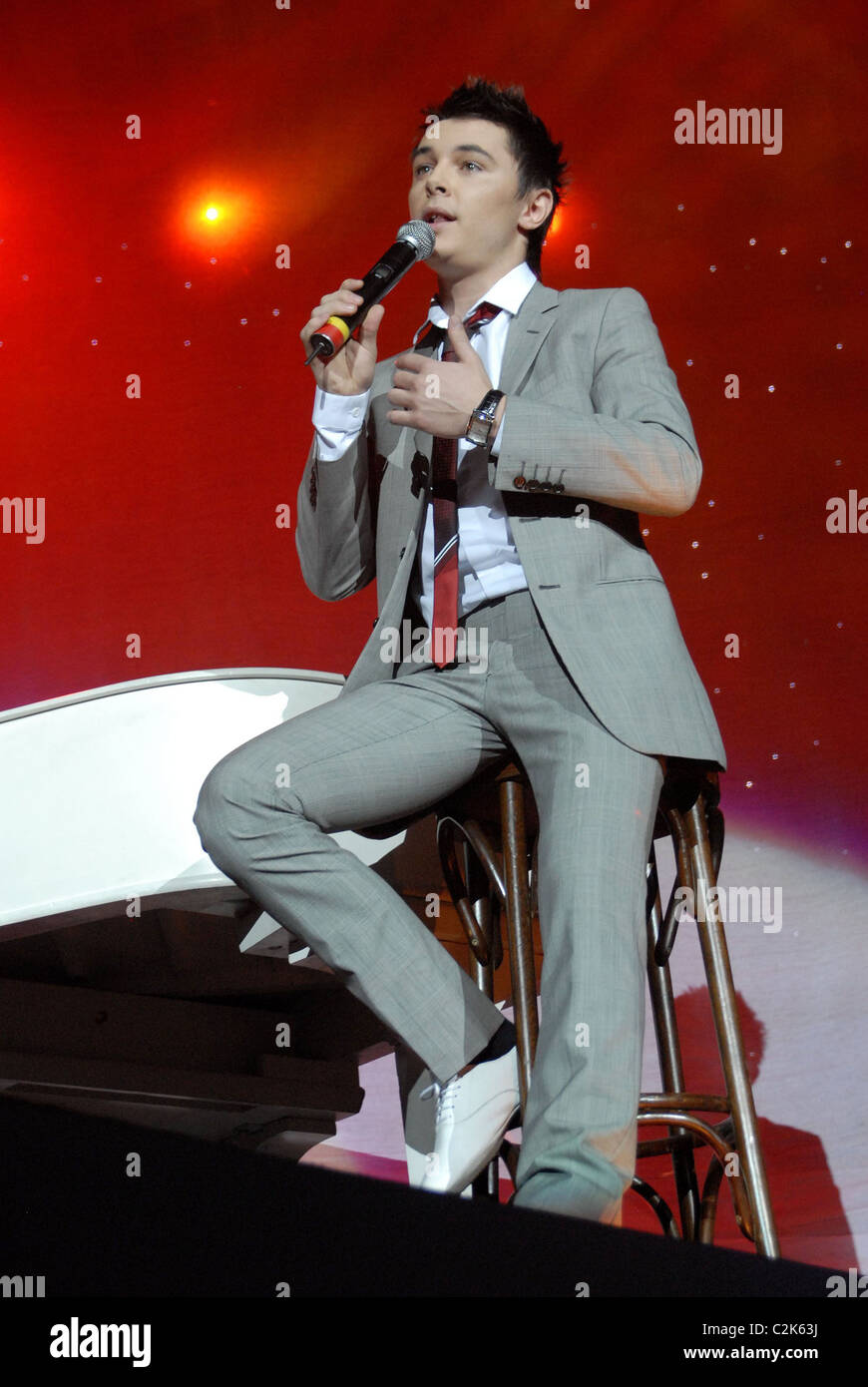X Factor finalist, Leon Jackson performing at the 'X Factor Live' tour ...