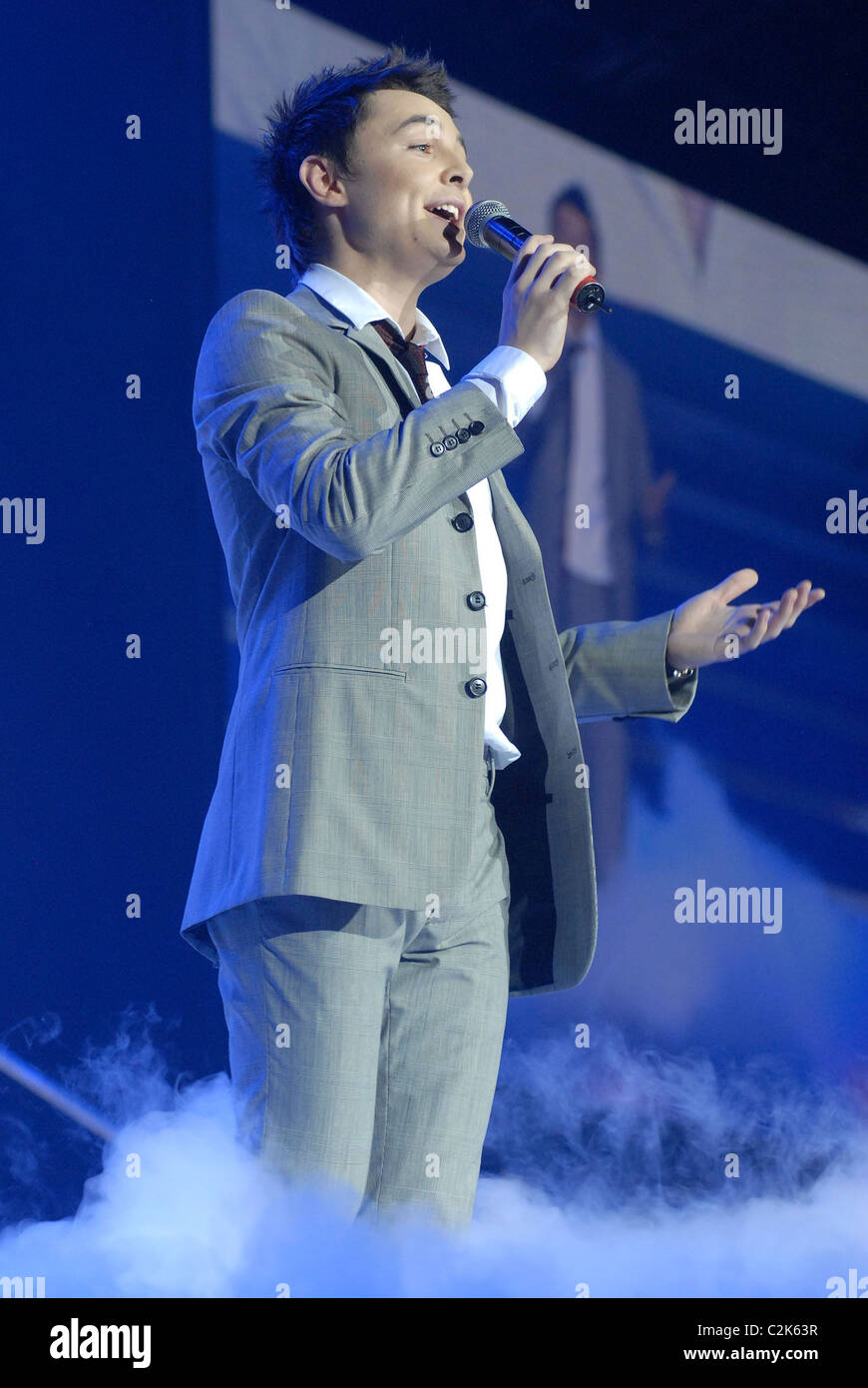 X Factor finalist, Leon Jackson performing at the 'X Factor Live' tour ...