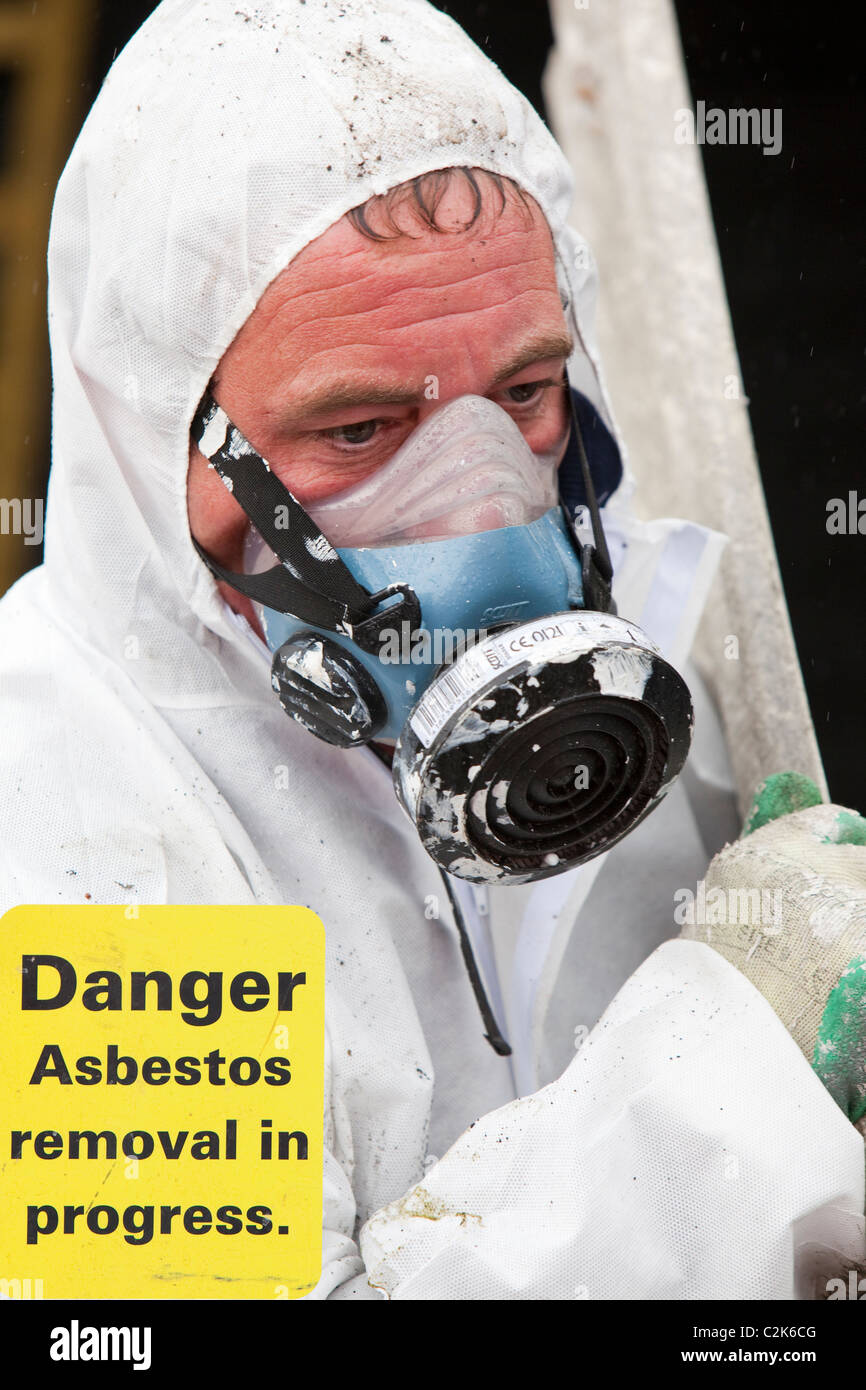 Asbestos mask hi-res stock photography and images - Alamy