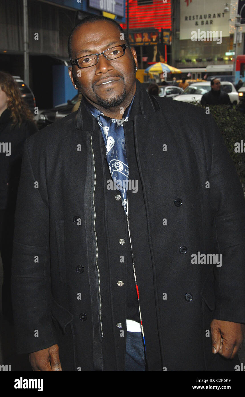 Randy Jackson outside MTV TRL Studios in Times Square New York City ...
