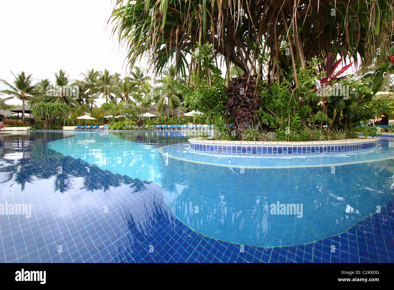 LUXURY SWIMMING POOL HORIZONTAL BDB Stock Photo - Alamy