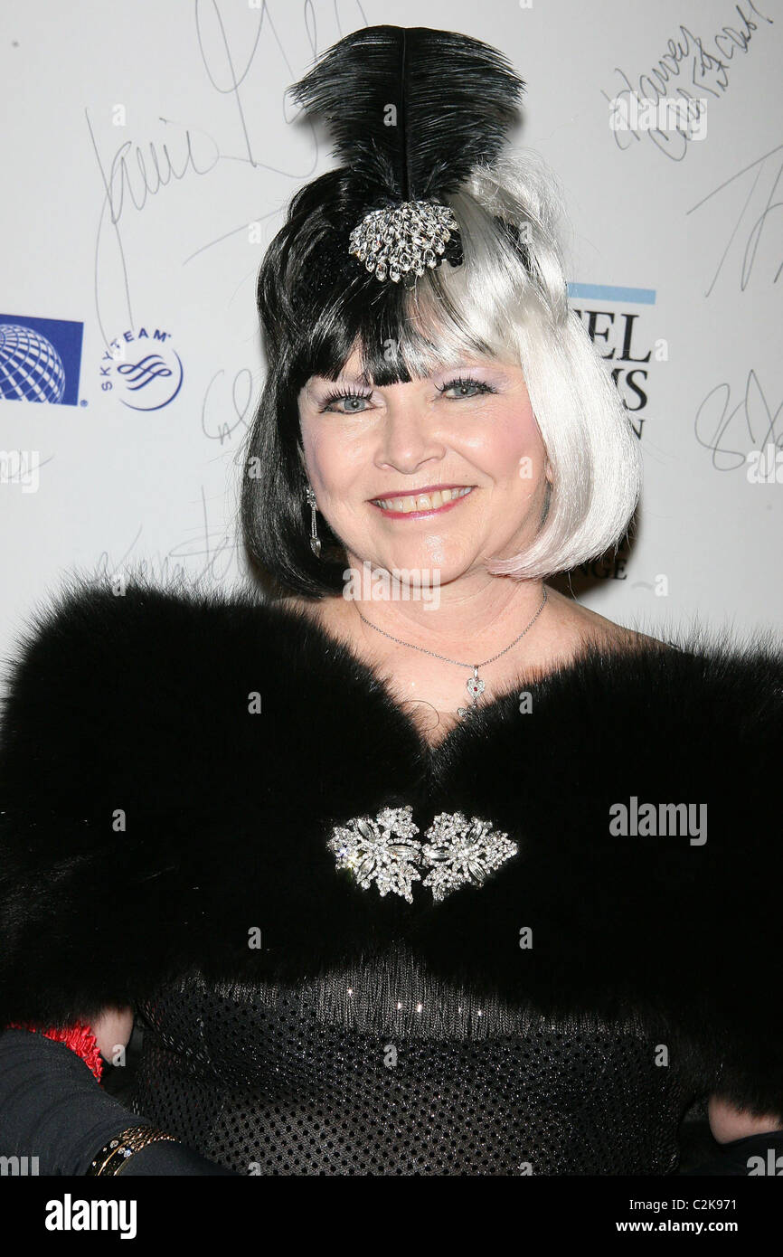 Susie Isaacs The Montel Williams MS Foundation Gala and Pro-Celebrity ...