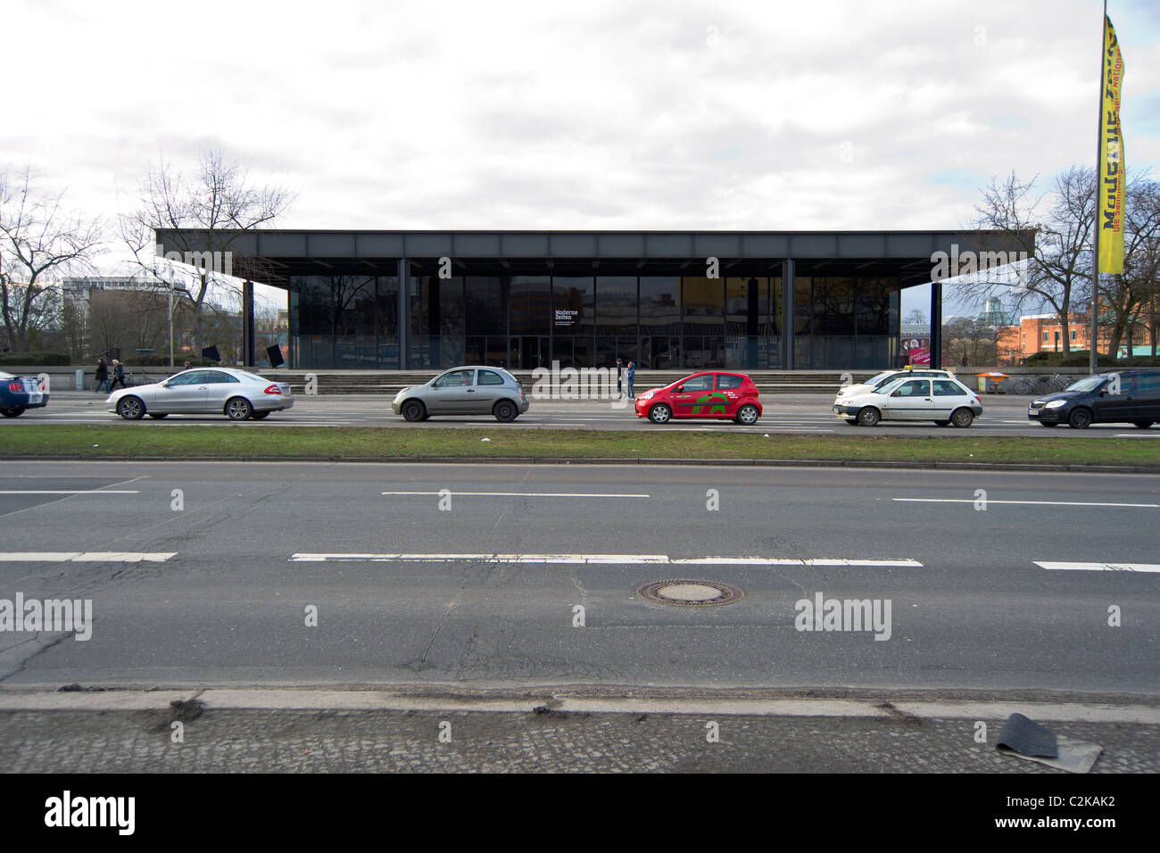 Neue national galerie hi-res stock photography and images - Alamy