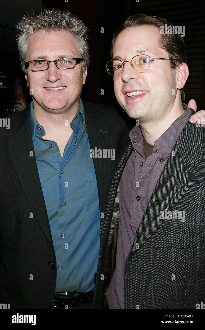 Signature theater hi-res stock photography and images - Alamy