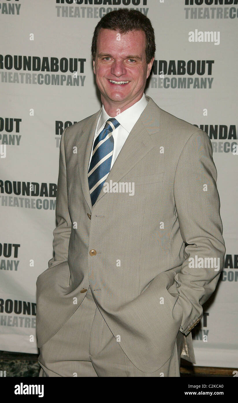 George michael in studio hi-res stock photography and images - Alamy