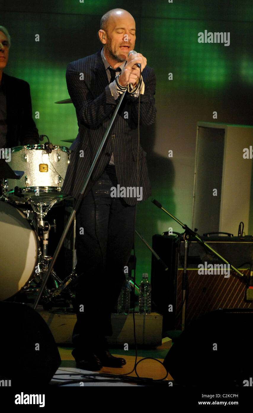 R.E.M appearing on an italian TV show Milan, Italy – 16.03.08 ...