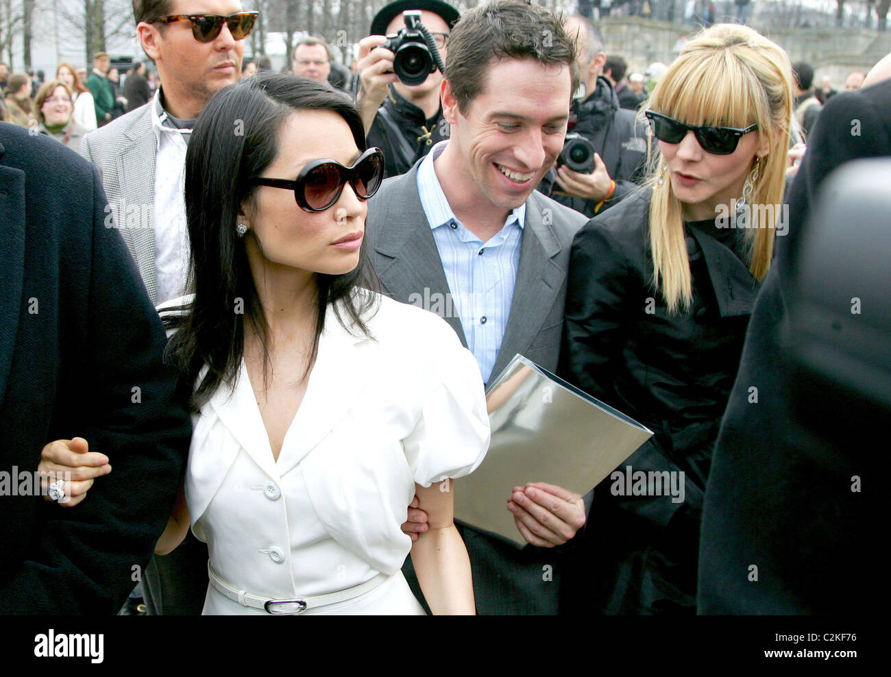 Lucy Liu and Clotilde Courau Dior fashion show Autumn/Winter 2008-2009 ...