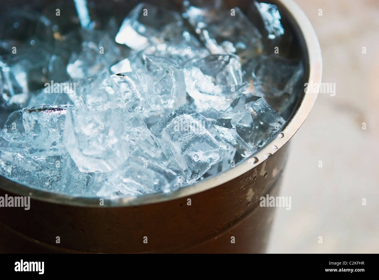 Ice In A Bucket Stock Photo - Alamy