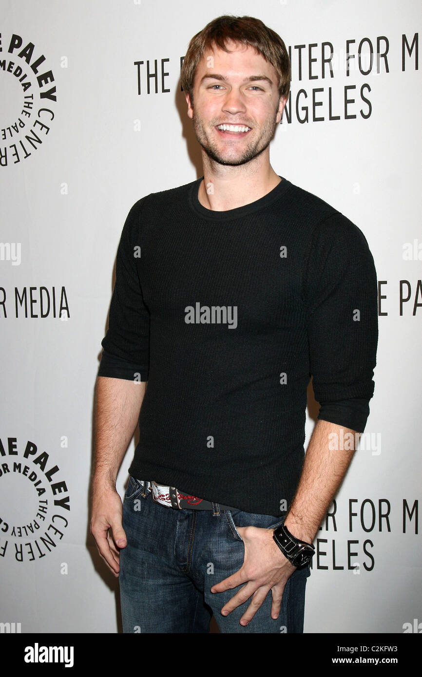 Scott Porter 25th Annual William S. Paley Television Festival - Friday ...