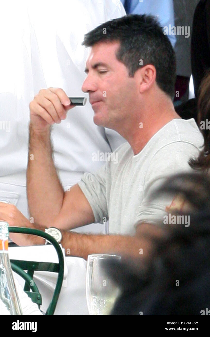 Simon Cowell Smoking Kool